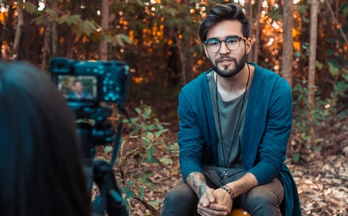 3 Best Cameras for Interviews | Best Video Camera for Interviews in 2022